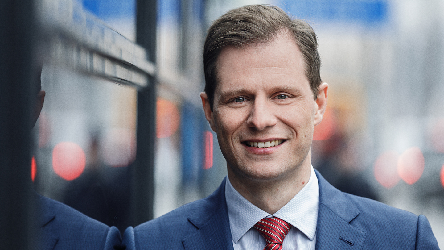 Images of Carsten Egeriis